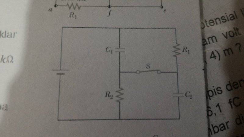Calculating Charge and Potential in a Series RC Circuit • Physics Forums