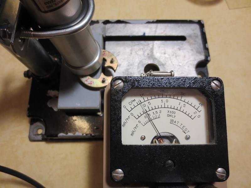 Meter Movement Magnet Activity: 600-800 CPM • Physics Forums